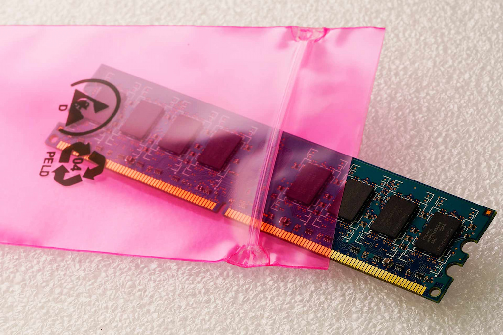 Buy ESD Packaging - Antistatic Protection for Electronics | Safe Pack